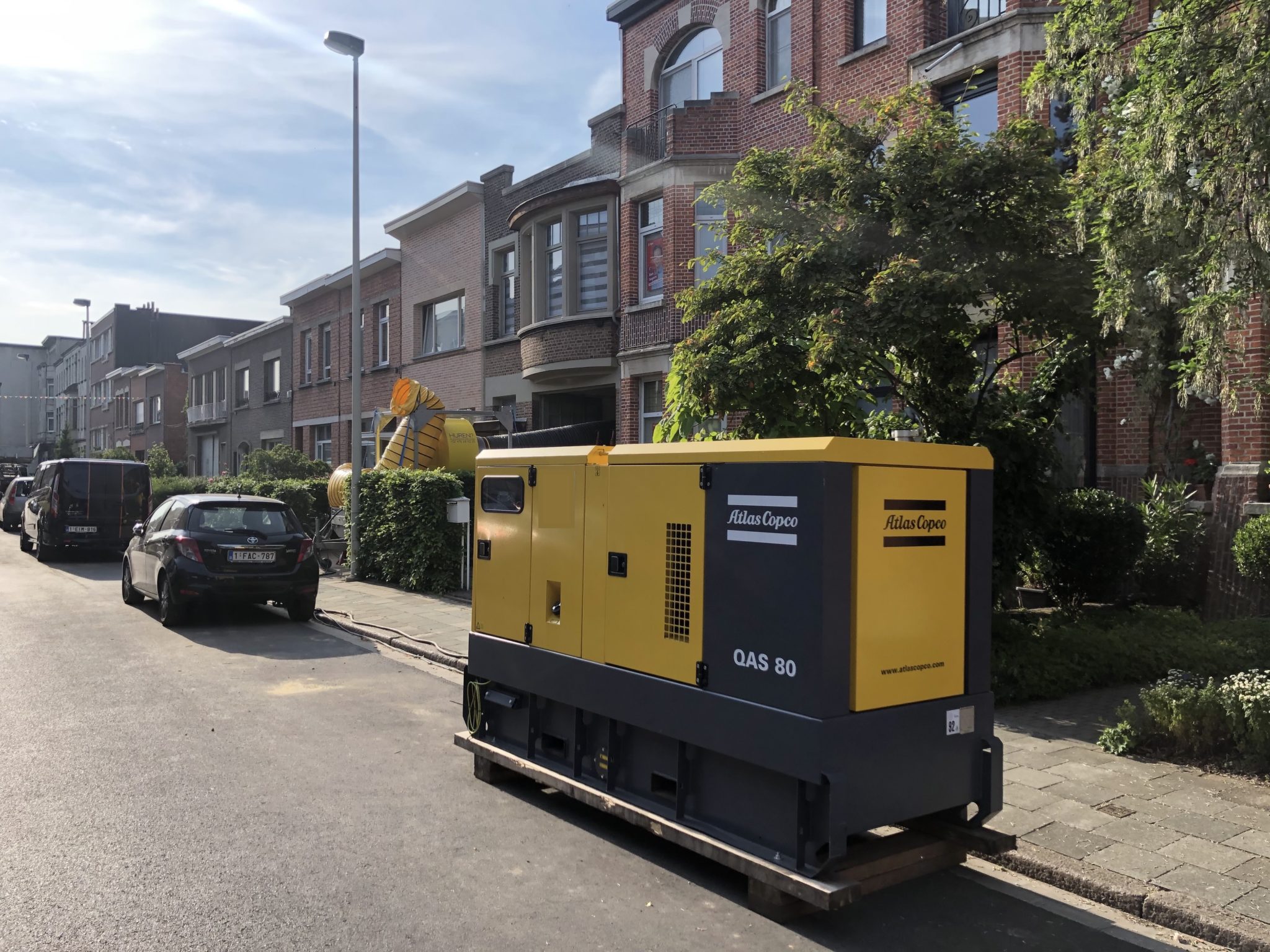 Stroomgroep 80KVA huren - Building Dryer